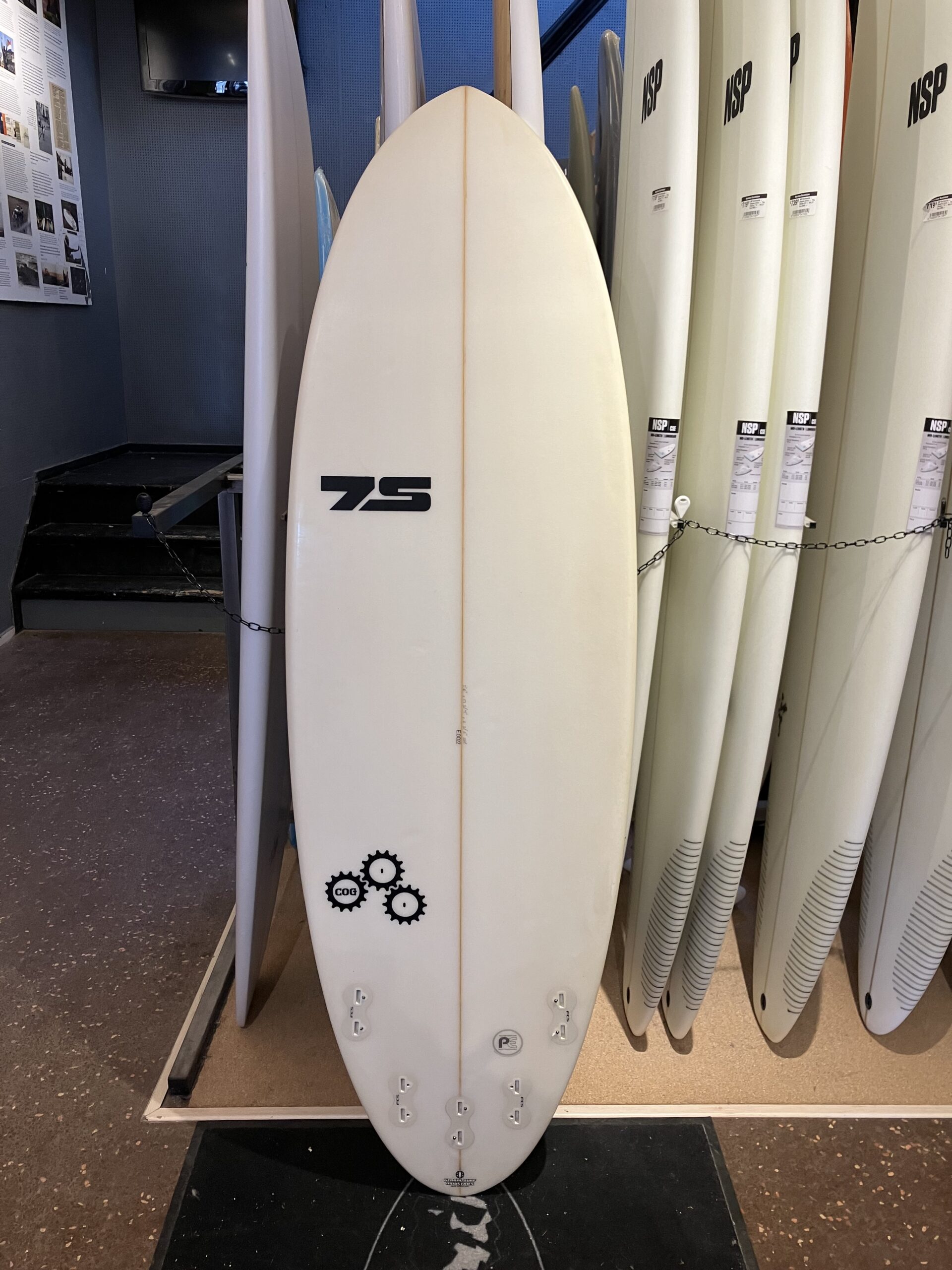 Used 7S COG surfboard 5'6 (28L) excl. fins - Noordzee Boardstore